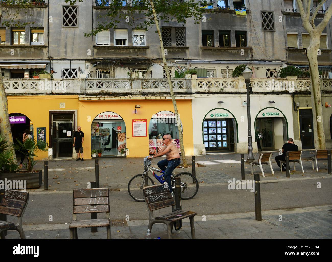 Colorful buildings in Barceloneta, Barcelona, Spain Stock Photo - Alamy