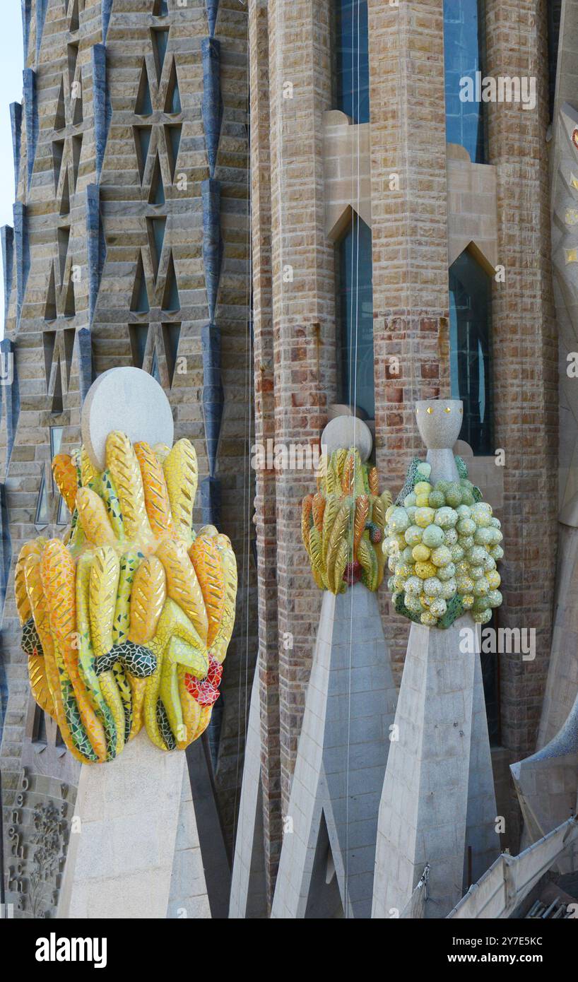 Grapes and Wheat representing the bread and wine of the Eucharist on ...