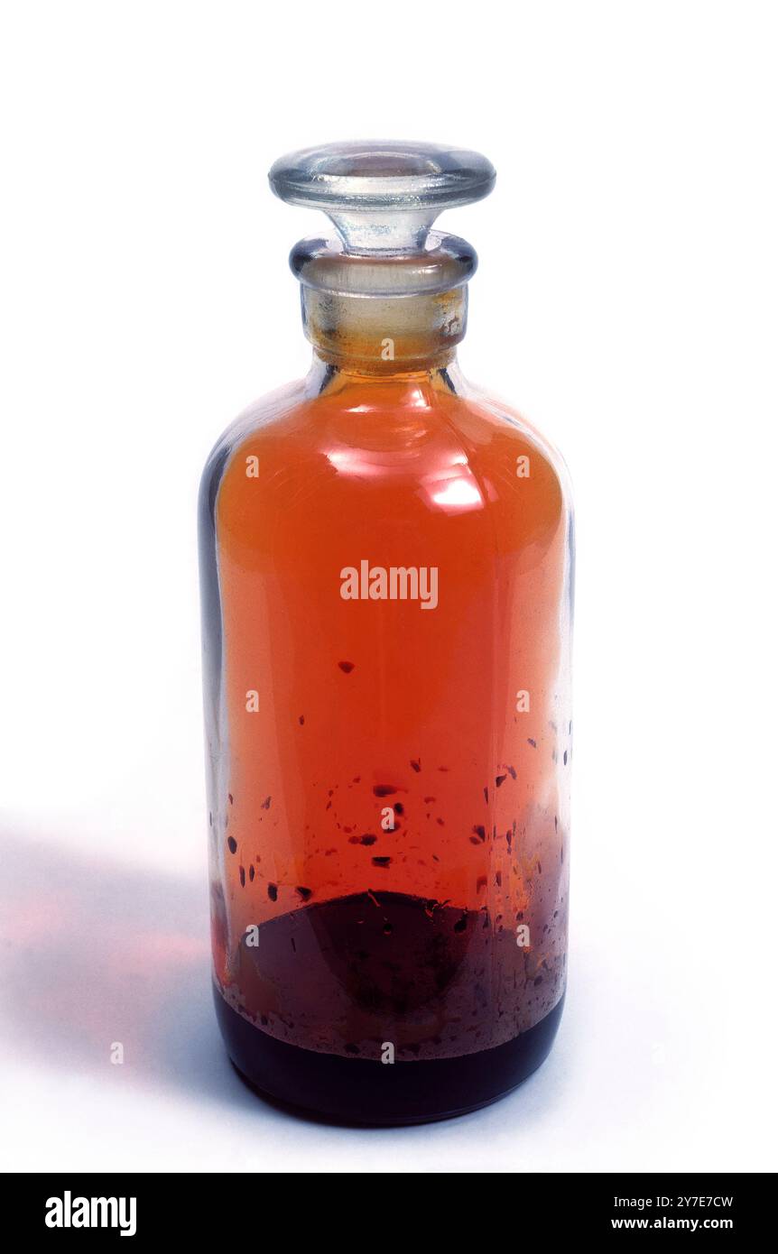 Bromine hi-res stock photography and images - Alamy