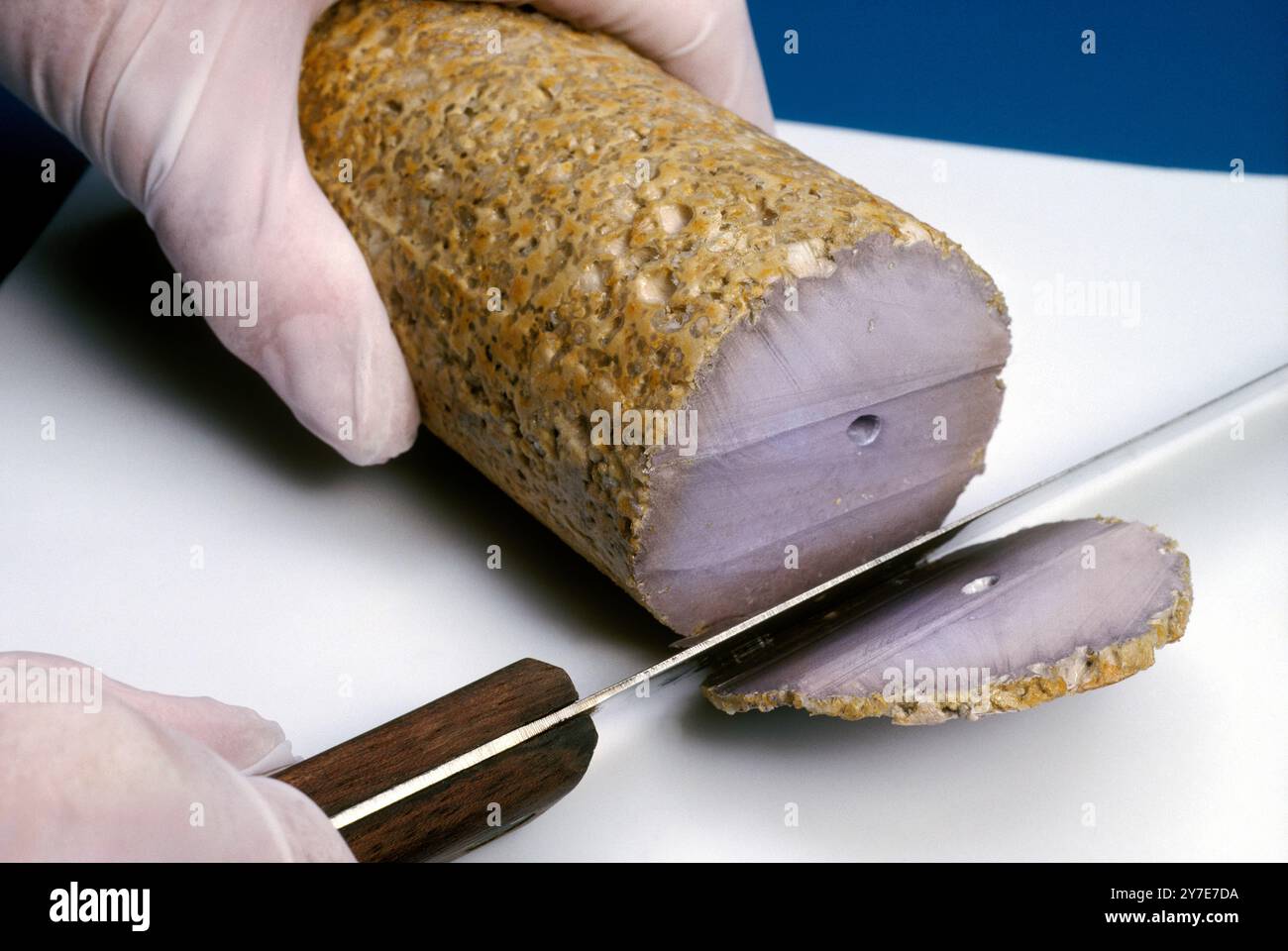 Cutting Metallic Sodium Stock Photo - Alamy