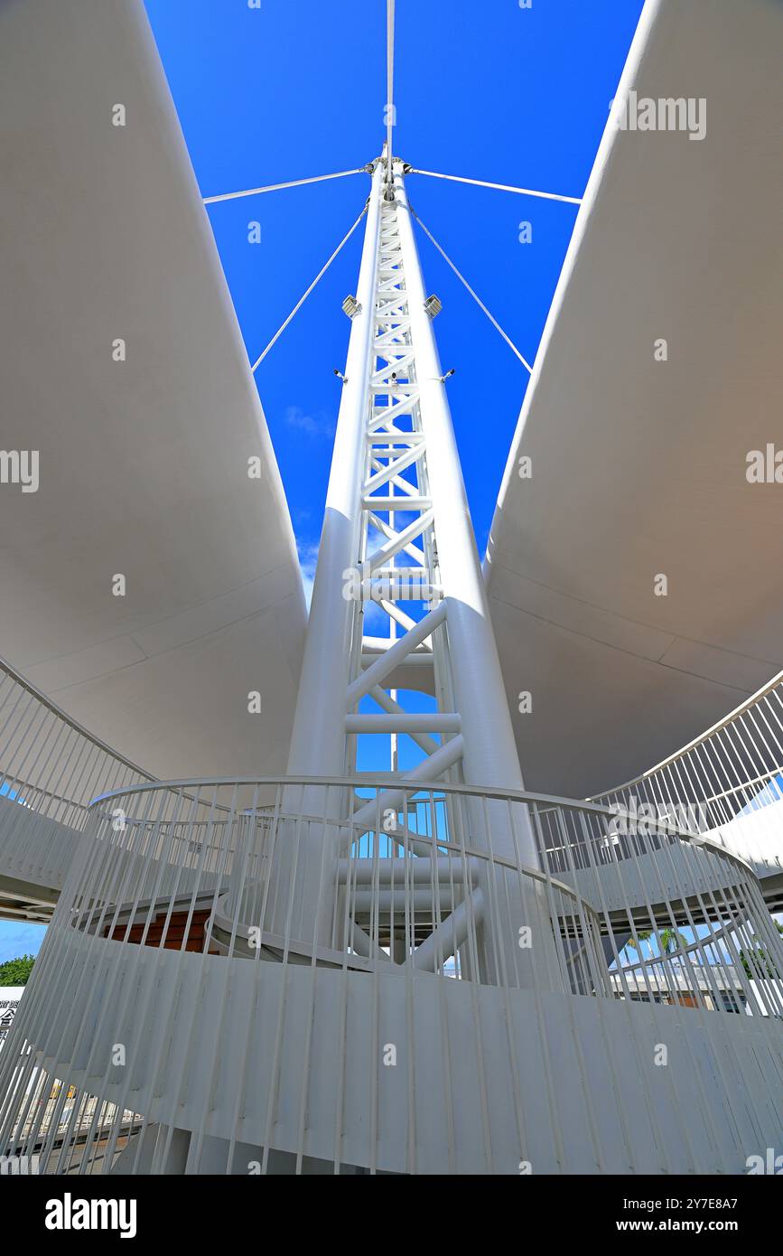 Great Harbor Bridge (Dagang Bridge) at Yancheng District, Kaohsiung ...