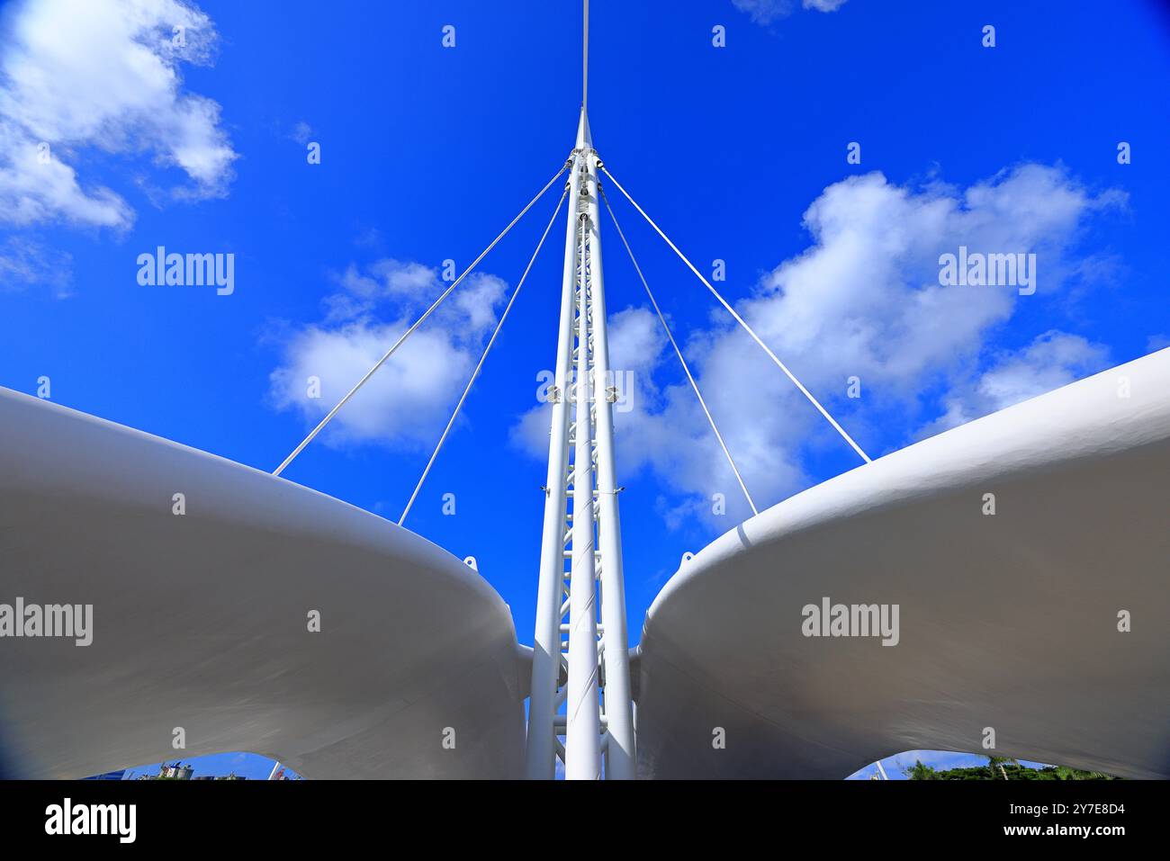 Great Harbor Bridge (Dagang Bridge) at Yancheng District, Kaohsiung ...