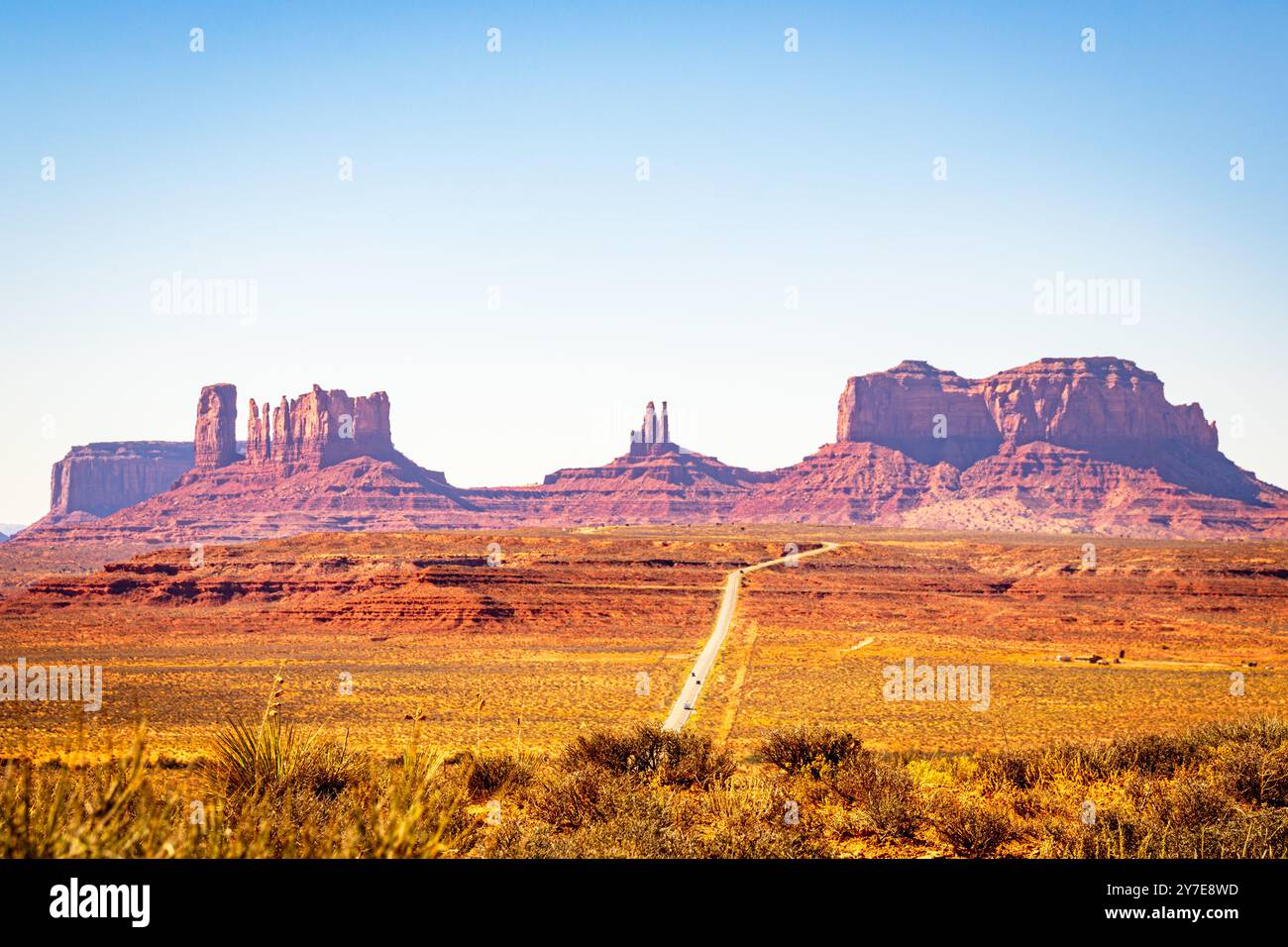 Monument Valley from Forest Gump Point with road winding off into the ...