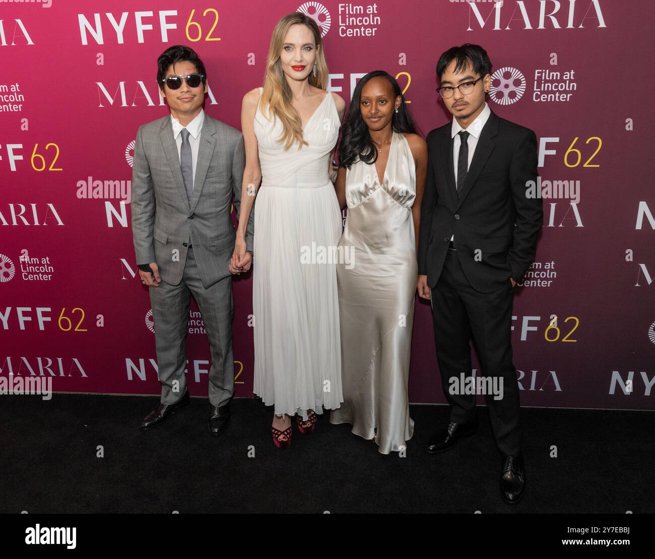 Pax Thien Jolie, Angelina Jolie, Zahara Marley Jolie, and Maddox Chivan ...