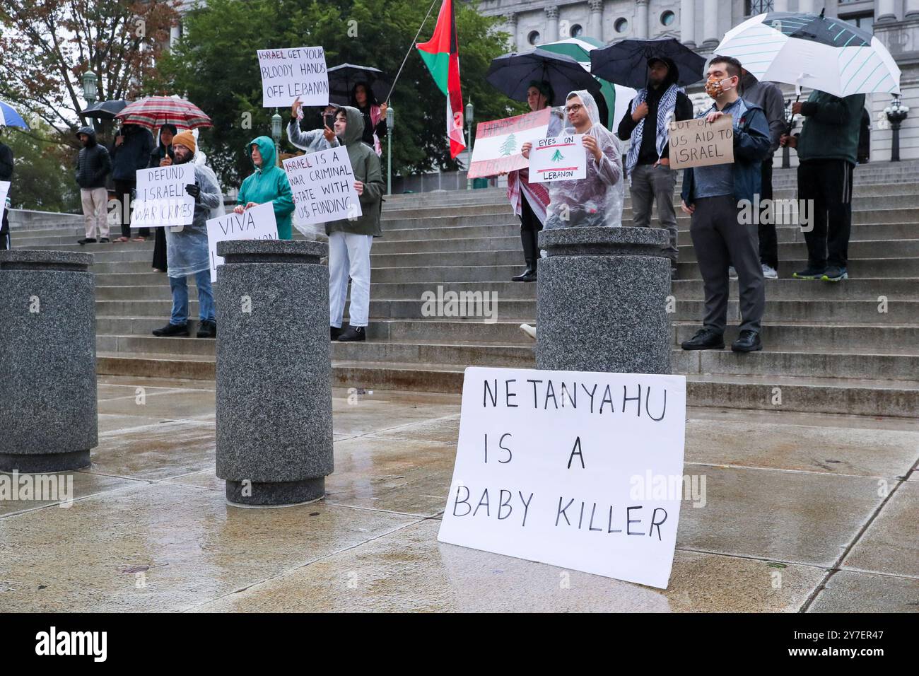 Llah charity hi-res stock photography and images - Alamy