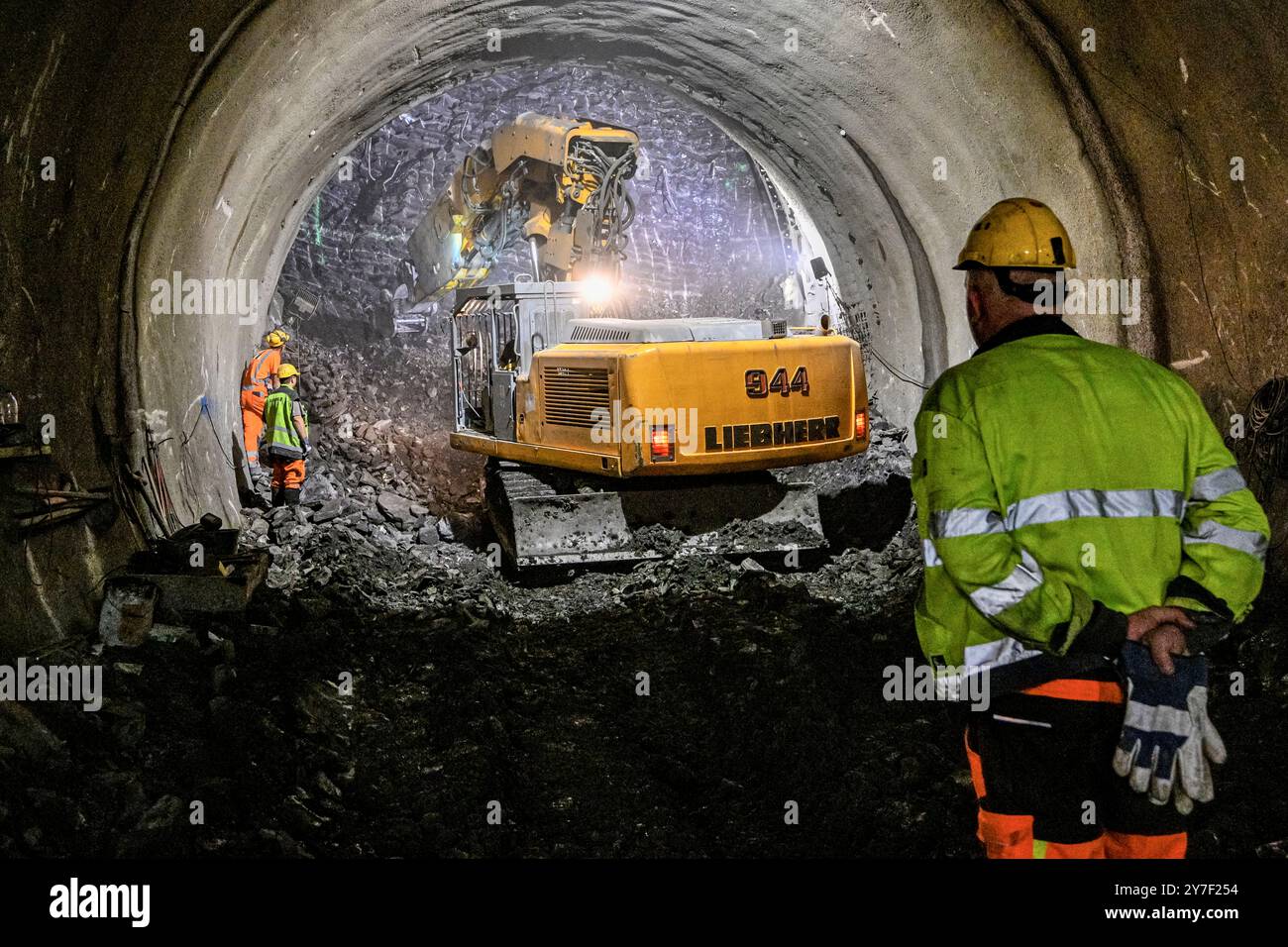 Prague, Czech Republic. 27th Sep, 2024. Construction of metro line D in ...