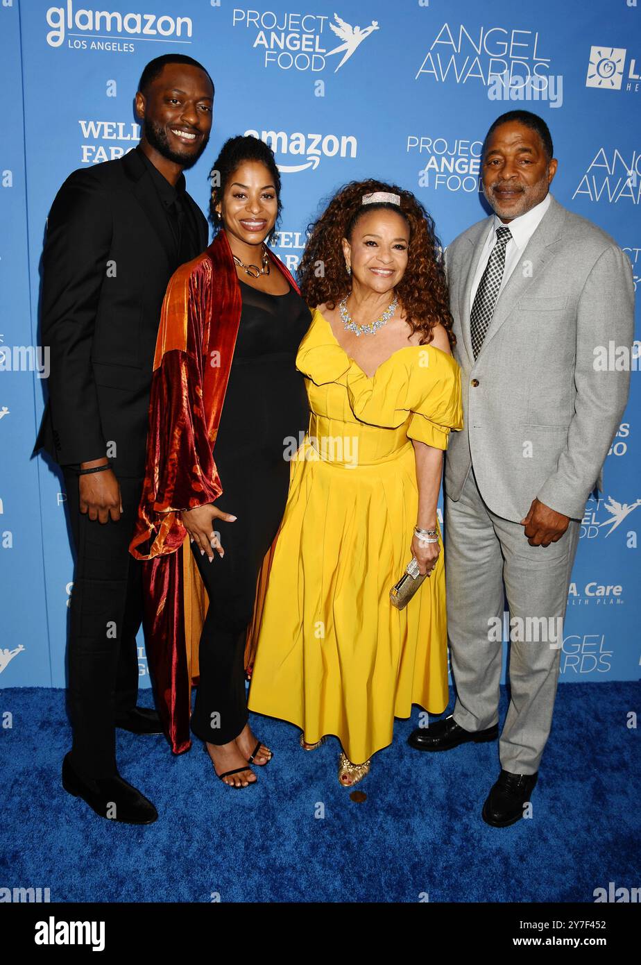 LOS ANGELES, CALIFORNIA - SEPTEMBER 28: (L-R) Norm Nixon, Debbie Allen ...