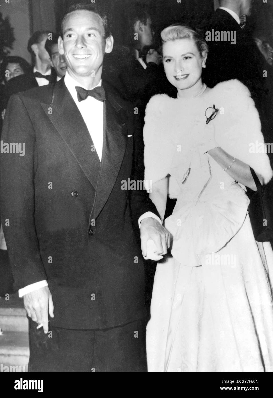 Grace Kelly escorted by Gordon White at the International Cannes Film ...
