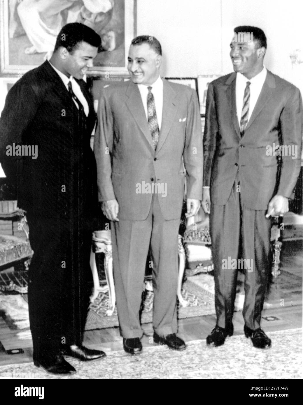 Muhammad Ali, the World Heavyweight Boxing Champion is seen meeting ...