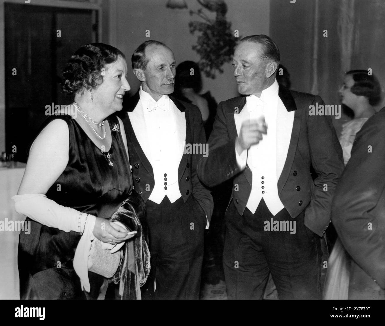 New Forest United Hunt Ball at Brockenhurst. Mrs Cecil Major Mills MP ...
