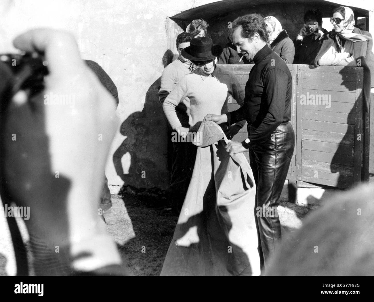 Spanish singer Salome (left) who will represent Spain for Eurovision ...