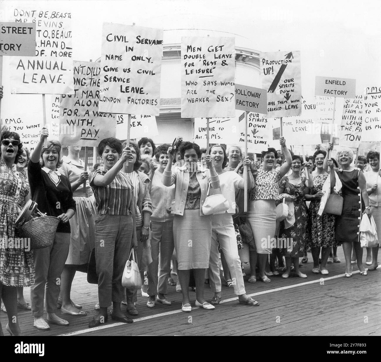 Members of the post office engineering union hi-res stock photography ...