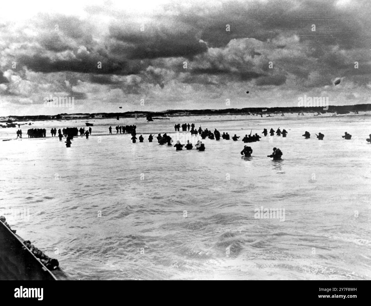D-Day World War II British troops wading ashore on the French Coast ...