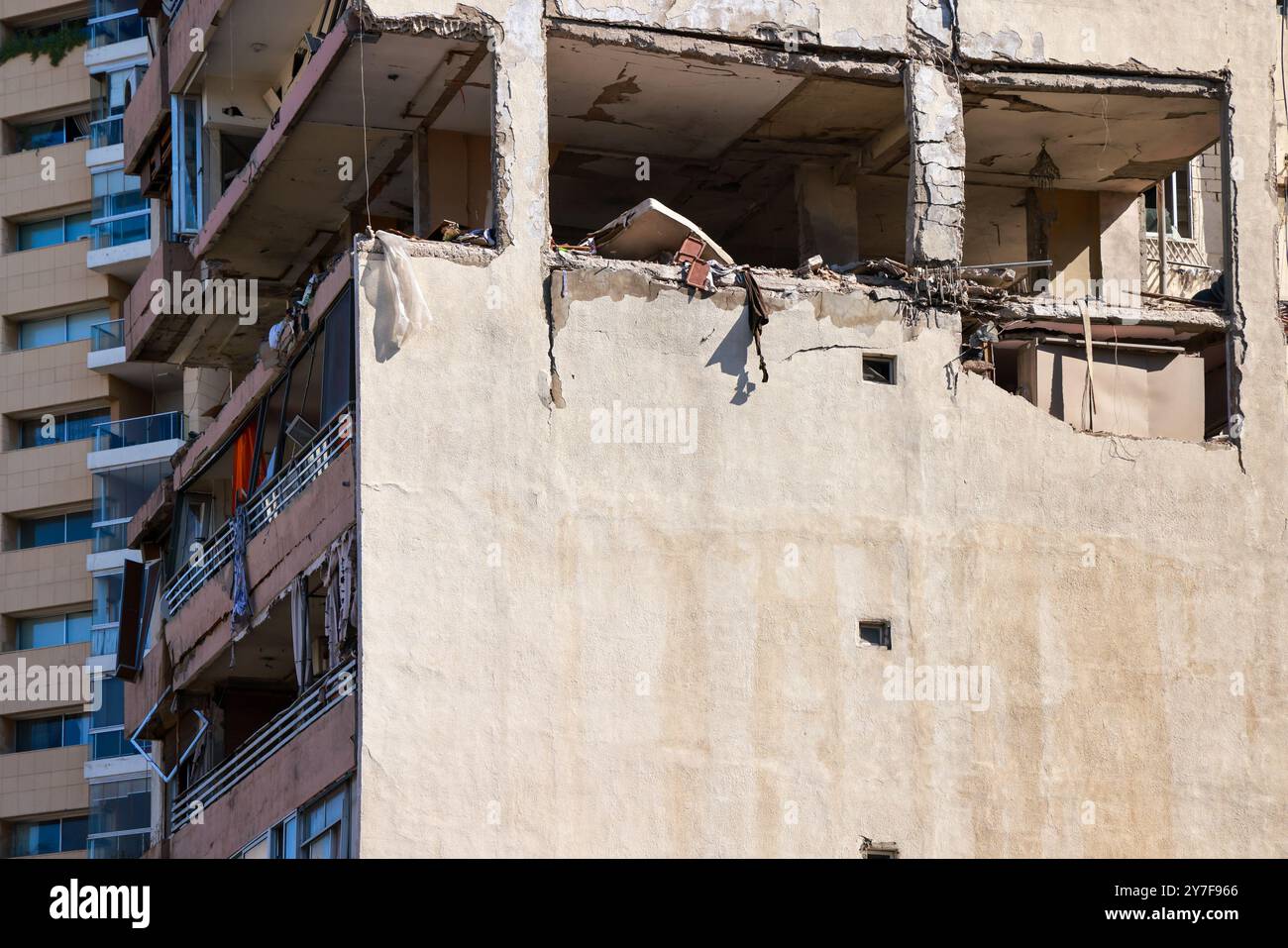 Beirut, Lebanon. 30th Sep, 2024. Sylvain Rostaing/Le Pictorium - Beirut ...