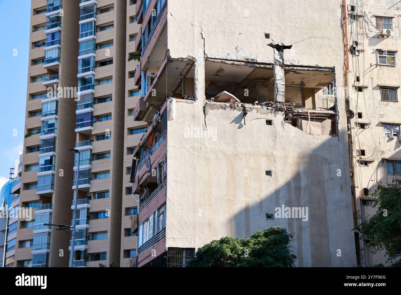 Beirut, Lebanon. 30th Sep, 2024. Sylvain Rostaing/Le Pictorium - Beirut ...