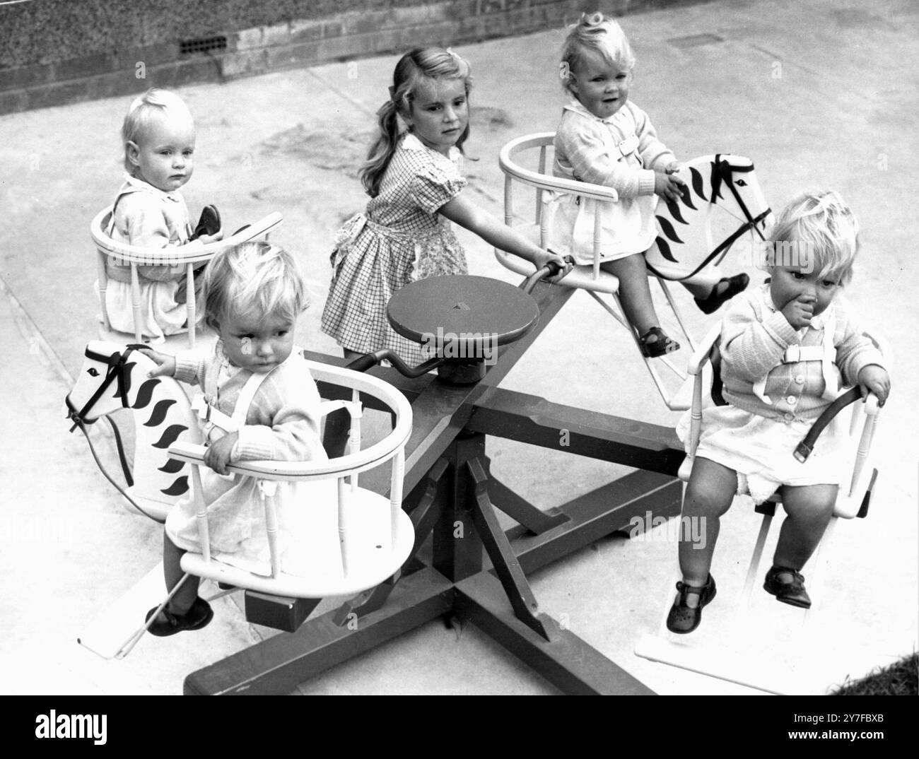 Quadruplets babies hi-res stock photography and images - Alamy