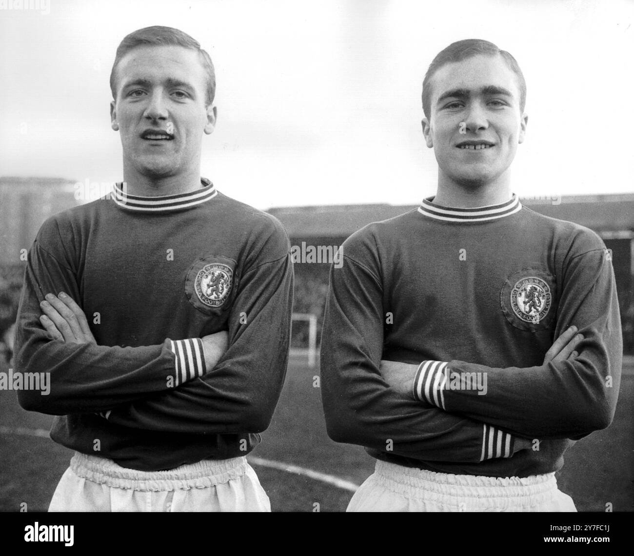 Alan Harris (left) and brother Ron Harris of the Chelsea football team ...