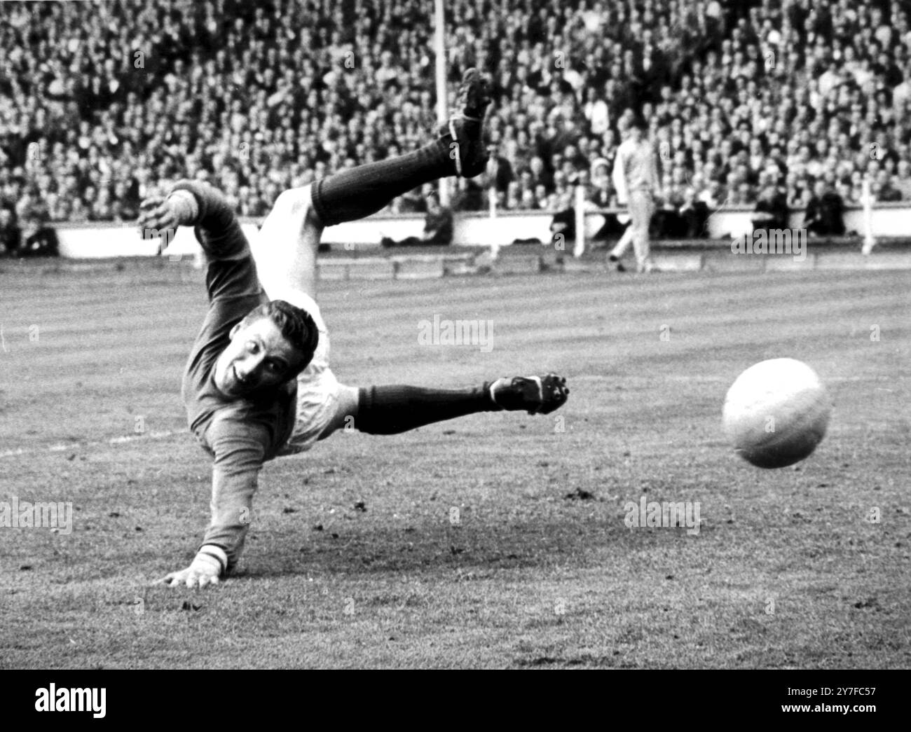 Manchester 1964 hi-res stock photography and images - Alamy