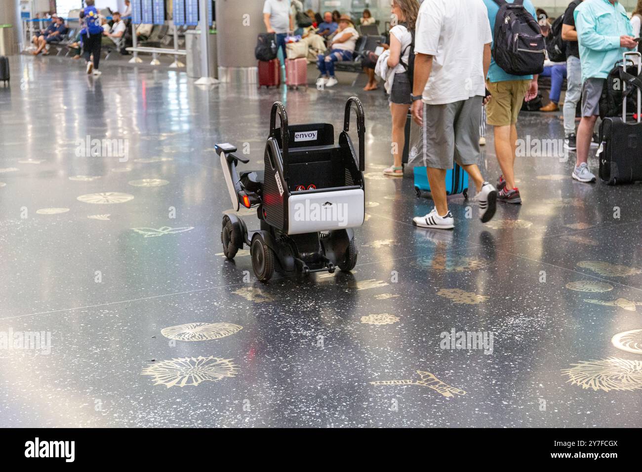 Miami international airport mia inside hi-res stock photography and ...