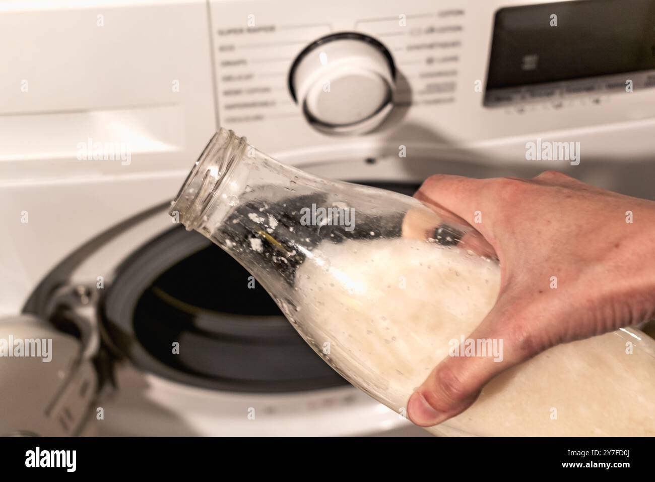 Homemade laundry for washing machine, Marseille grated soap, do it ...
