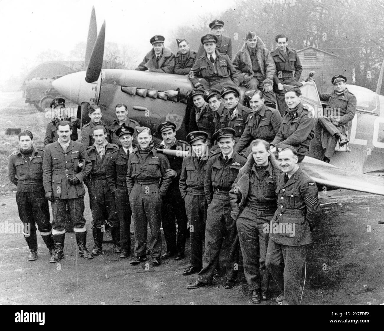 Raf personnel wwii hi-res stock photography and images - Alamy