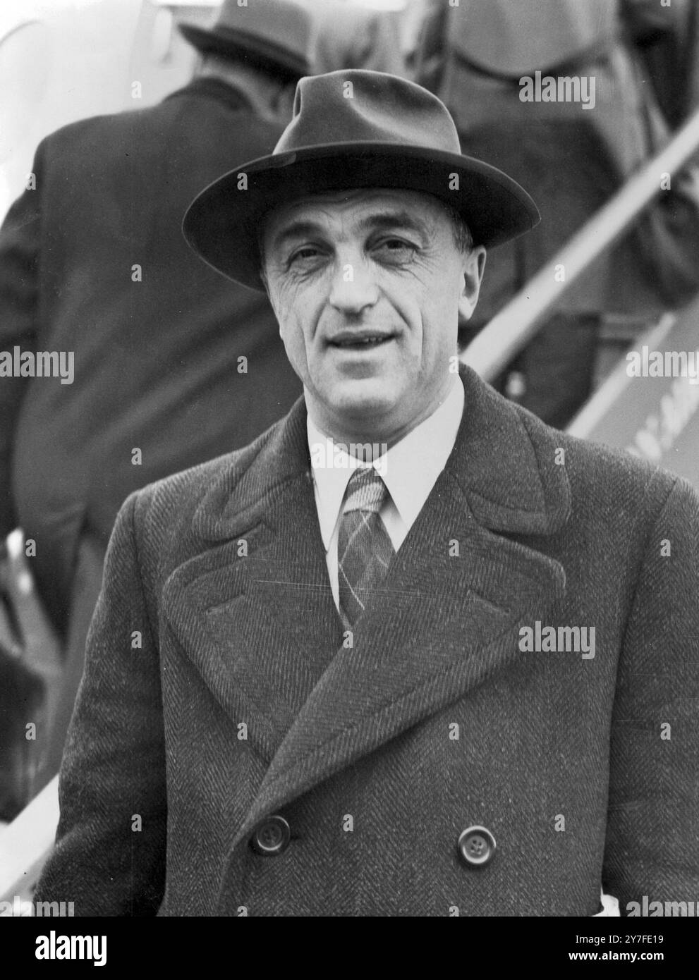 Professor Felix Bloch 1952 Nobel prize for physics leaving London ...