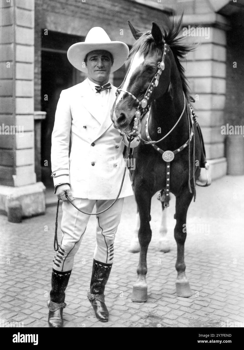 1925 tom mix and horse hi-res stock photography and images - Alamy