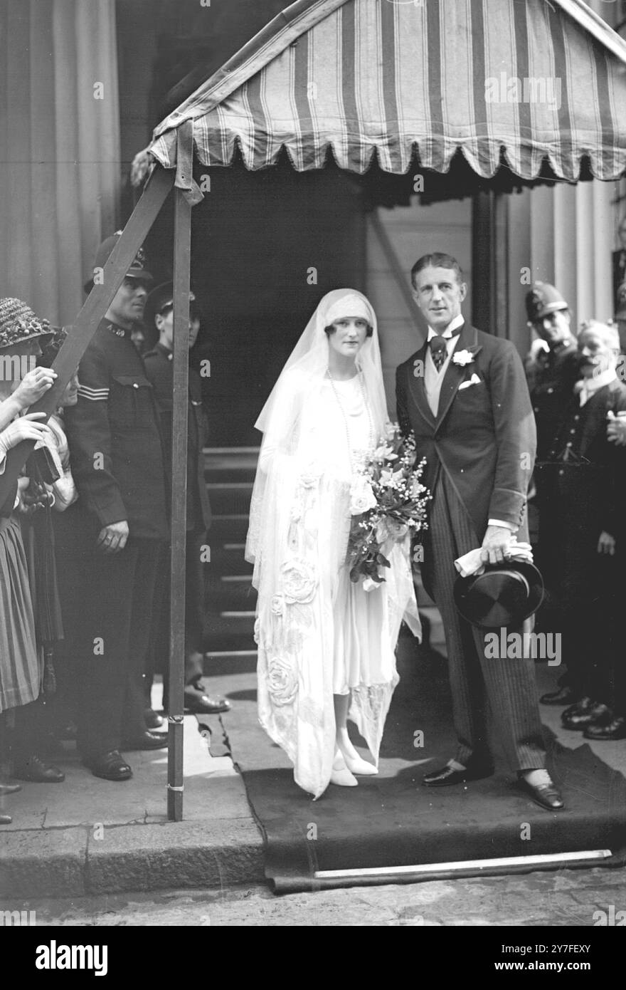 Lady Alexandra Curzon and Major. E.D. Metcalfe were married at the ...