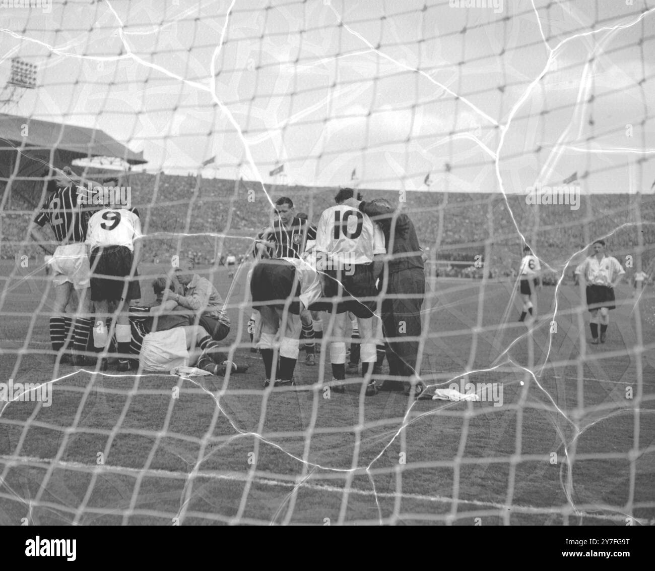 1956 fa cup final hi-res stock photography and images - Alamy
