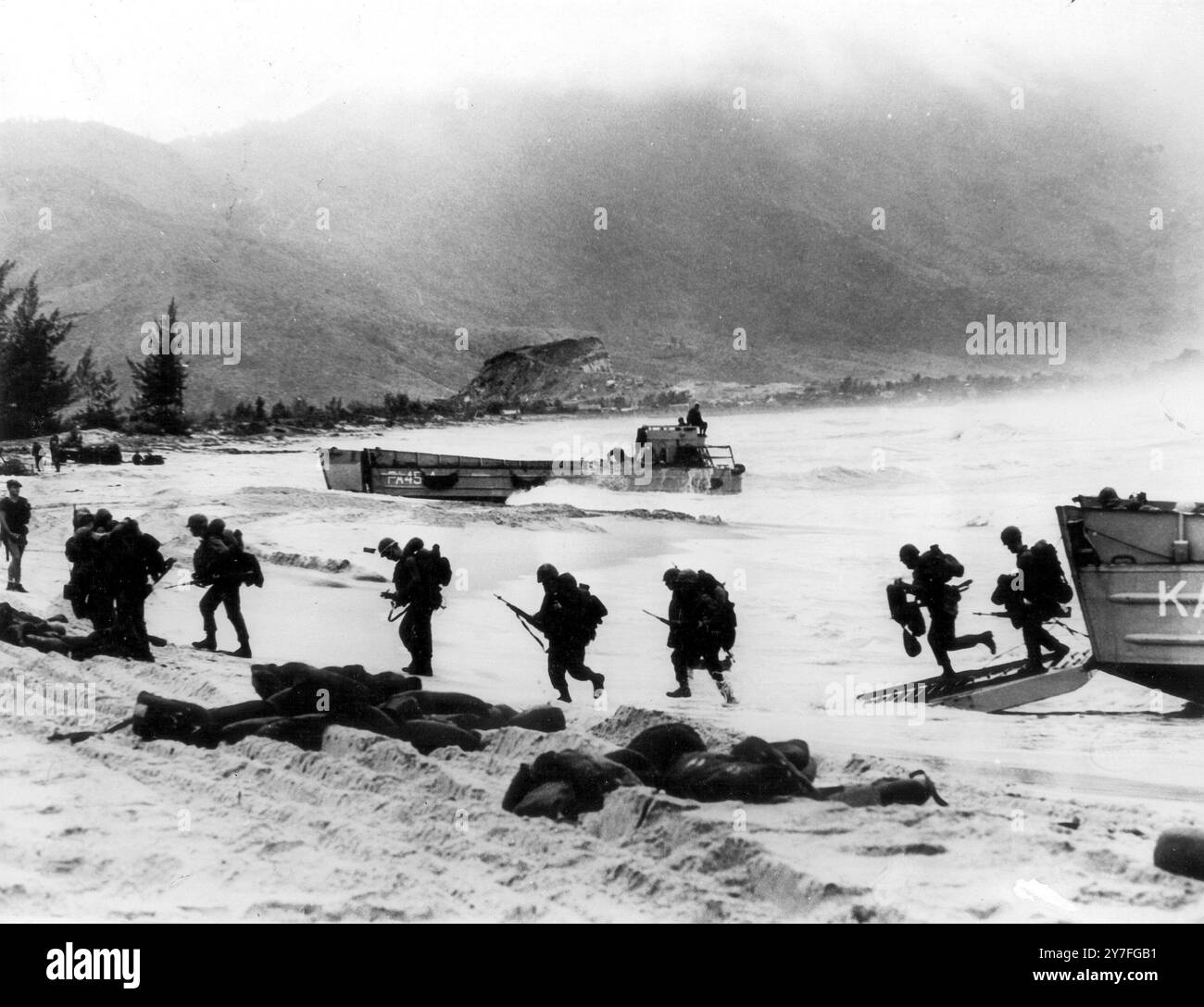 Invoiced jan 02 hi-res stock photography and images - Alamy