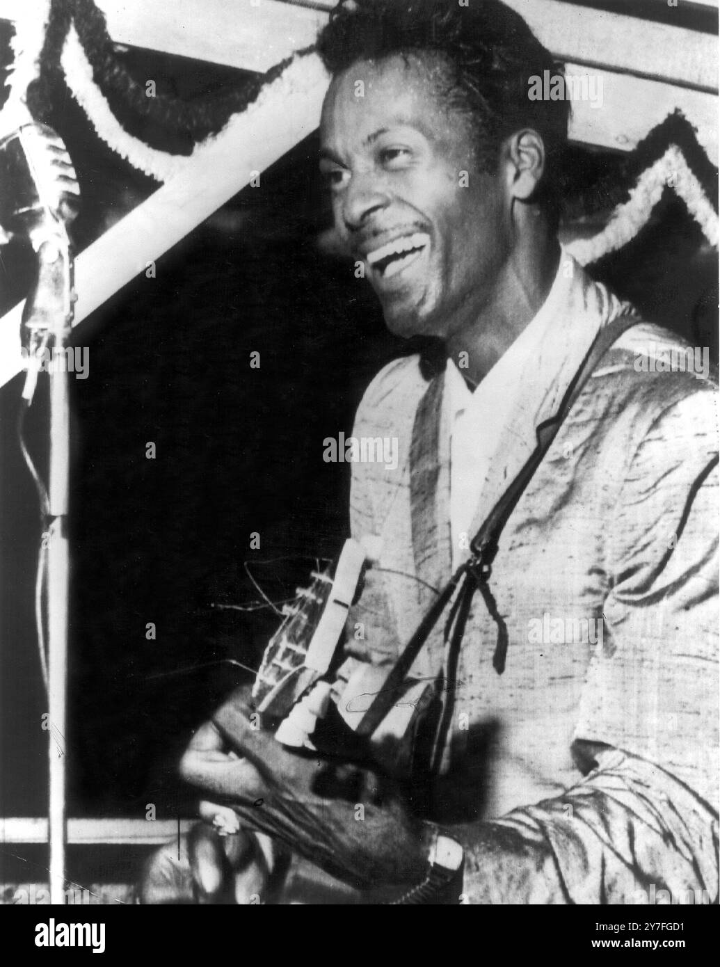 American Pop singer Charles Chuck Berry 9th August 1963 Stock Photo - Alamy
