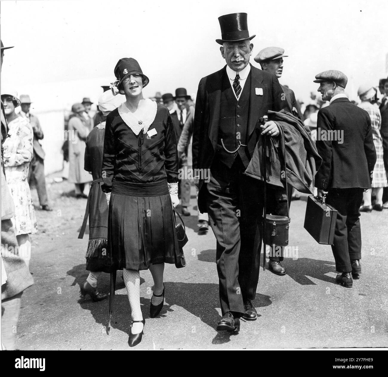 Ascot Hon Mrs Fleming and Viscount Craigavon Tasker 1927 Stock Photo ...