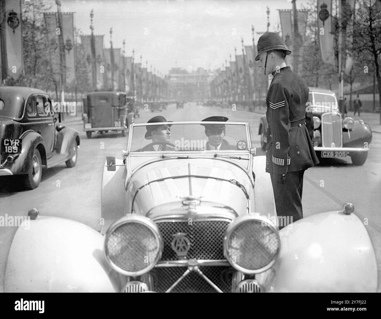 Car on an inclined road hi-res stock photography and images - Alamy