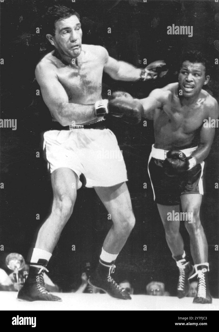 Sugar ray robinson joey maxim hi-res stock photography and images - Alamy