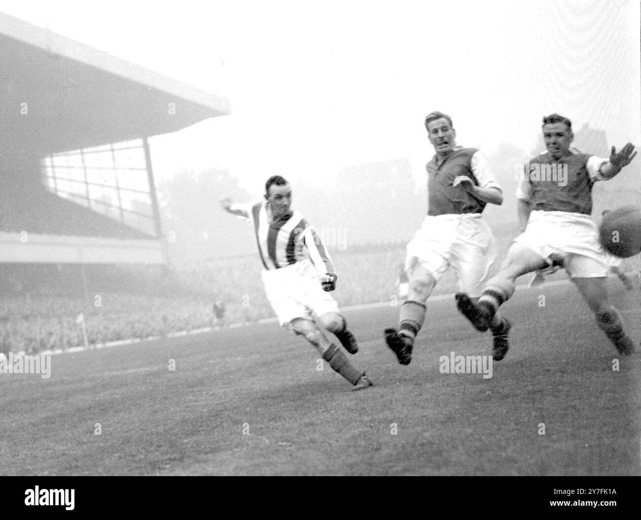 George mountford Black and White Stock Photos & Images - Alamy