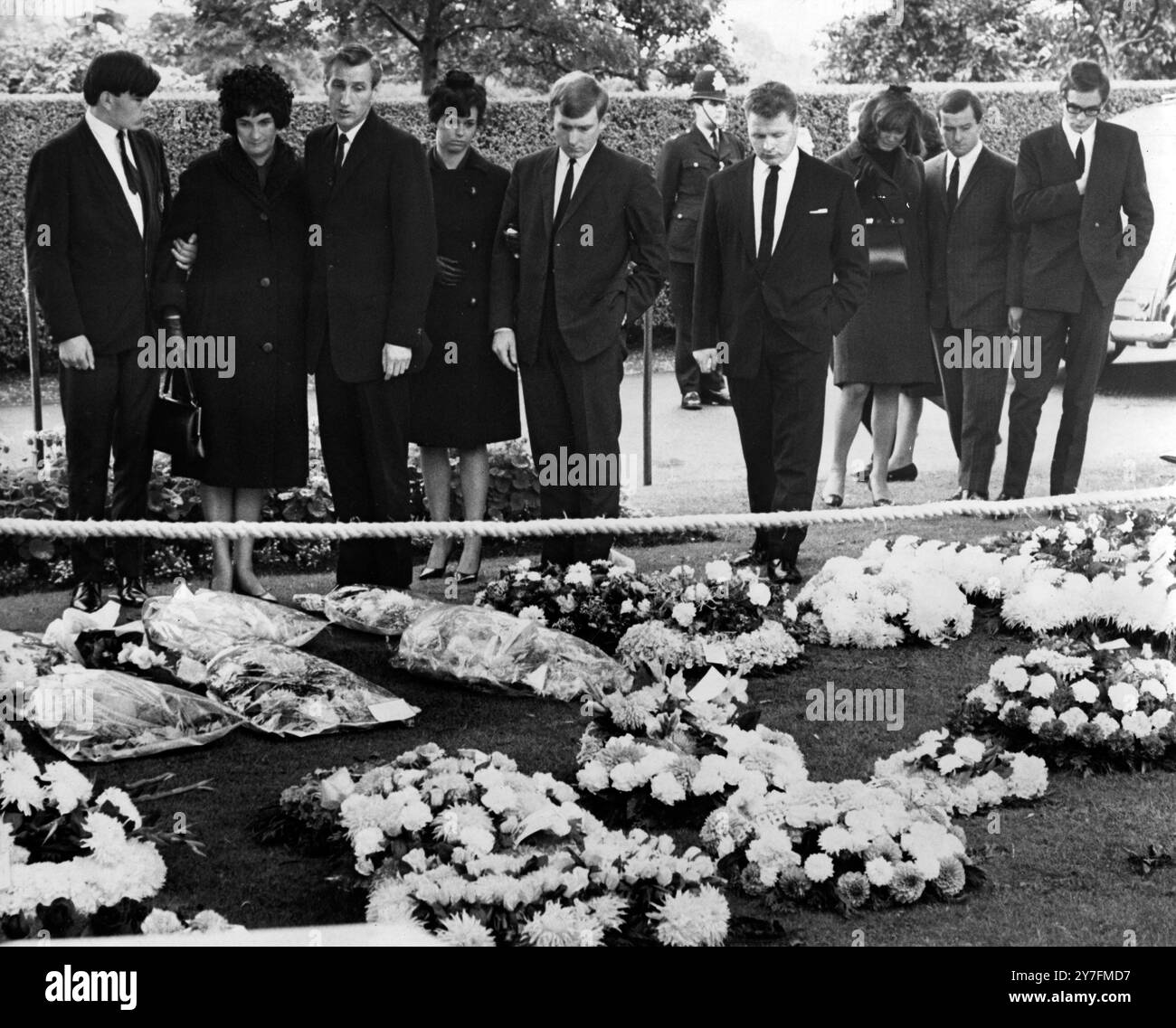 1 September 1966 - funeral of London's three shot policemen - committal ...