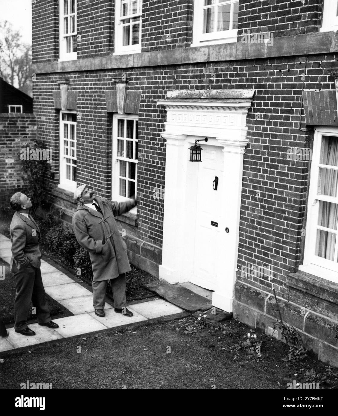 Jimmy Edwards, actor and comedian, at home Stock Photo - Alamy