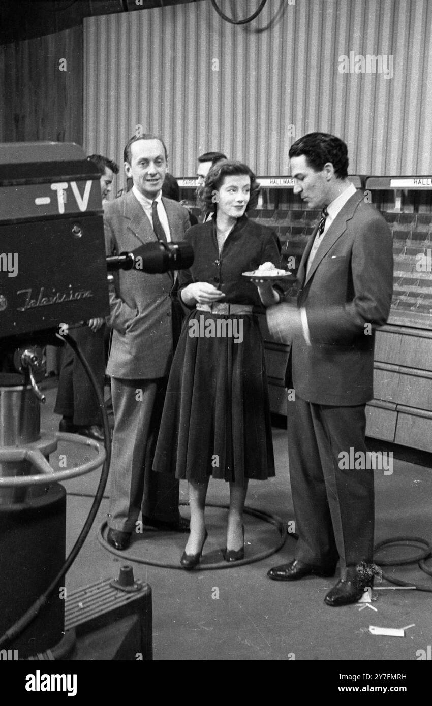 Sarah Churchill, second daughter of Winston Churchill, actress, 1914 ...