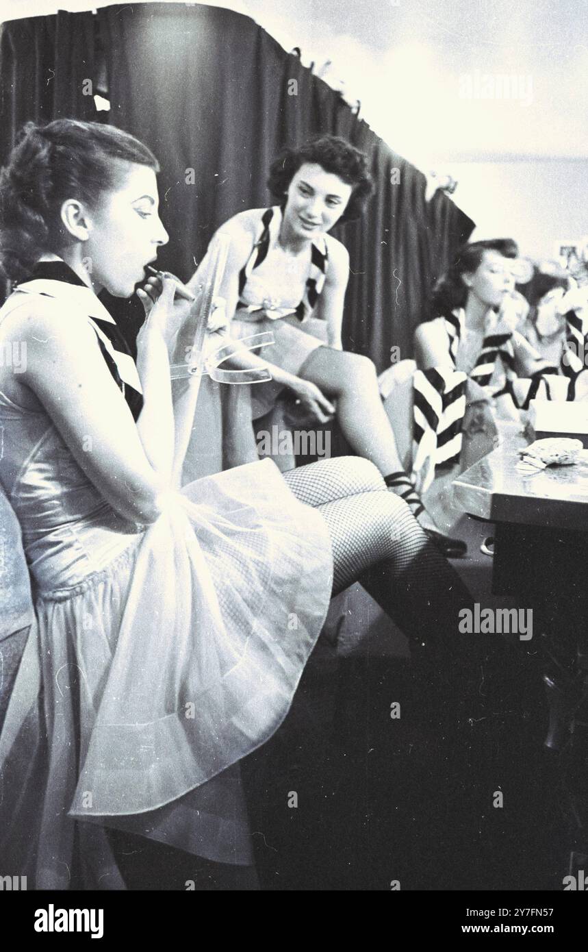 The Rockettes, the showgirls who performed at Radio City Music Hall in ...