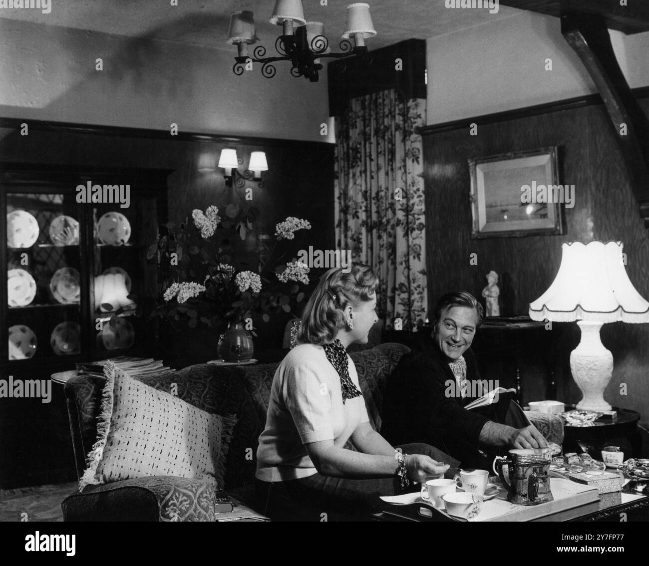 Richard Denning (1914 - 1998) American actor who starred in B Movie ...