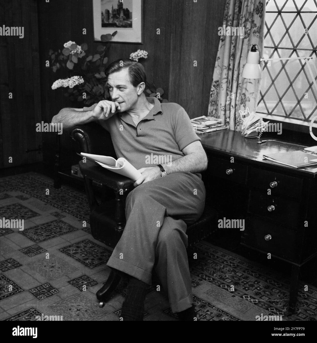 Richard Denning (1914 - 1998) American actor who starred in B Movie ...