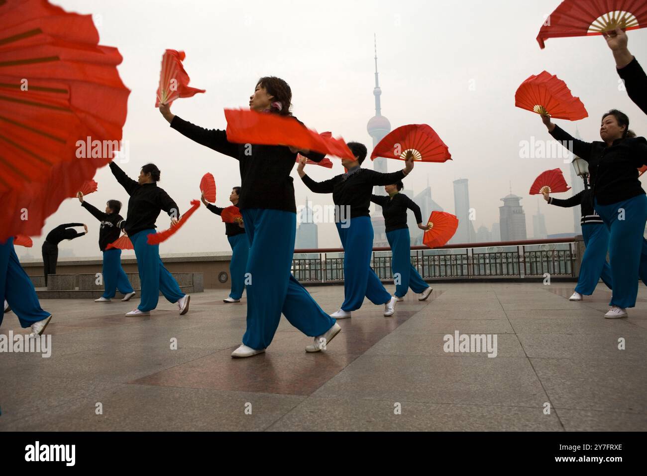 A fan dance troupe in Shanghai, China Stock Photo - Alamy