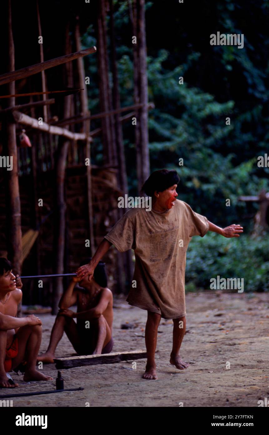 Yanomami village hi-res stock photography and images - Alamy