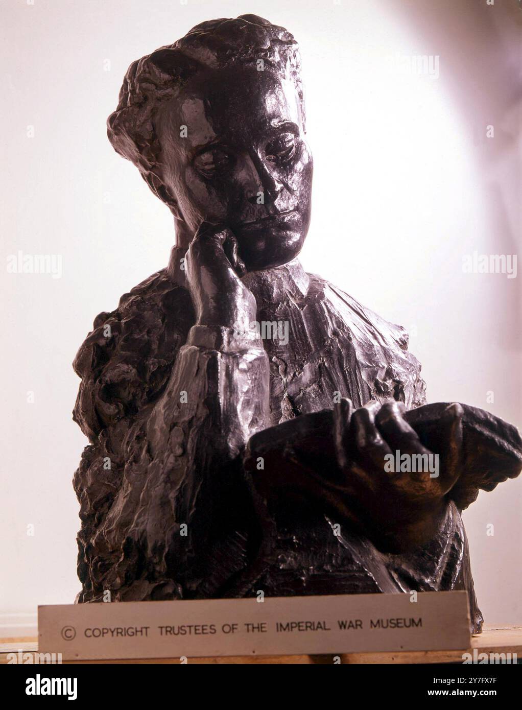 Bust of Elsie Inglis Stock Photo - Alamy