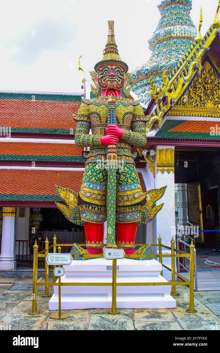 Bangkok. The Grand Palace or Royal Palace (Wat Phra Kaew). Statue of ...