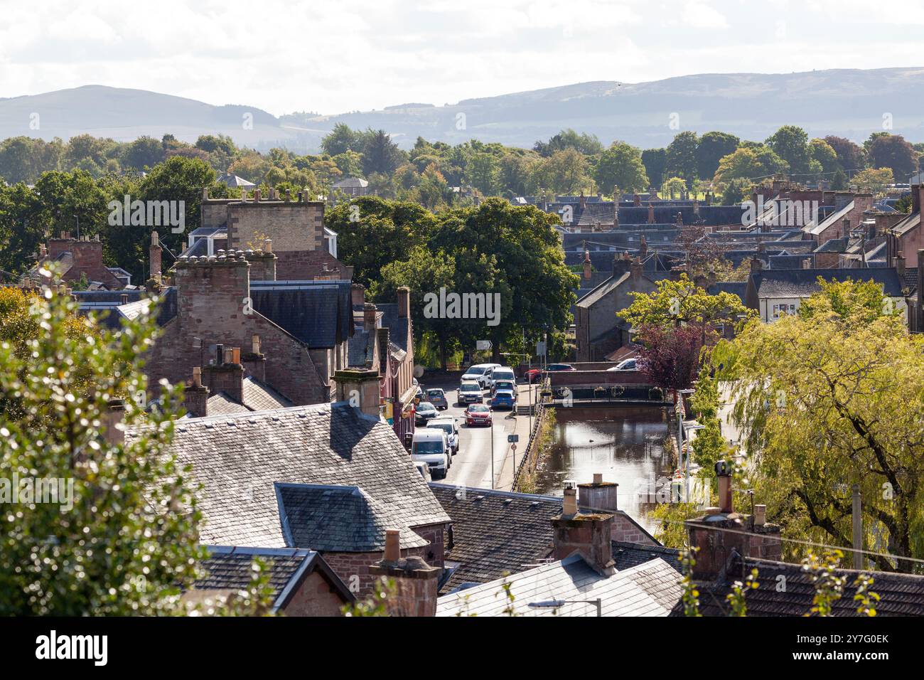Kinross town hi-res stock photography and images - Alamy