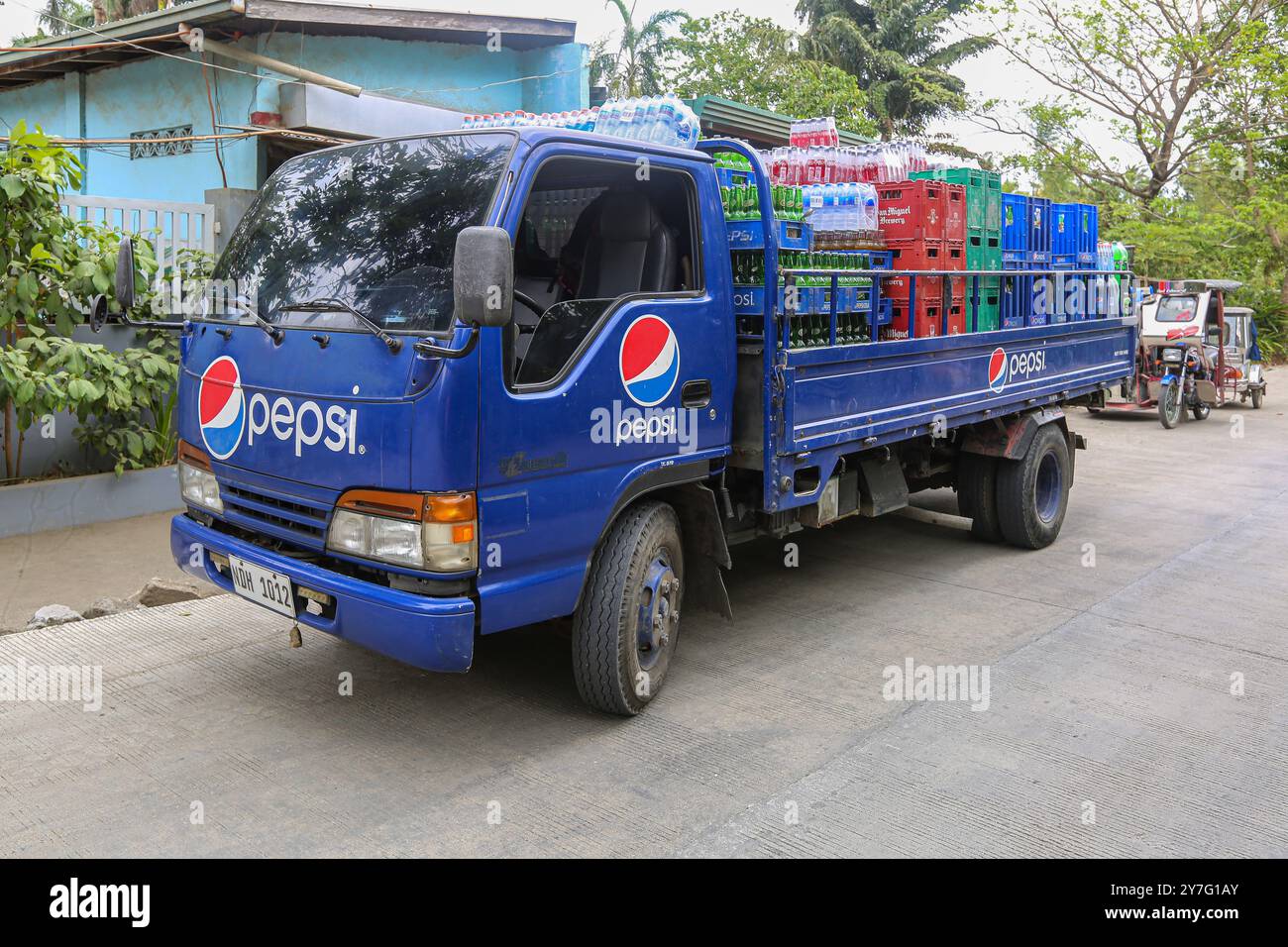 Pepsi drinks truck delivery in Philippines, Southeast Asia Stock Photo - Alamy
