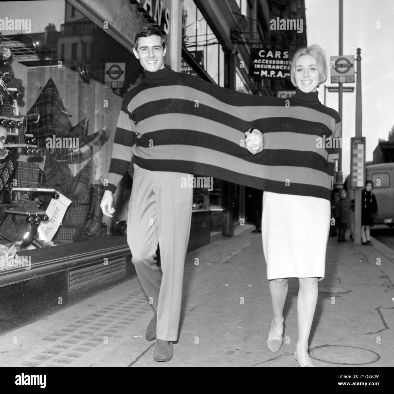 DAWN CHAPPELL AND GEOFF WOOTTEN G MODELLING A SPECIAL FASHION COECTION ...