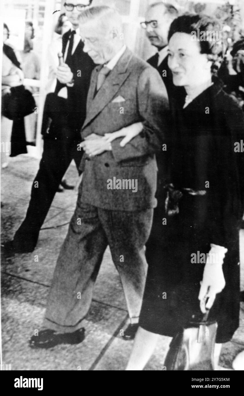 The original tour windsor Black and White Stock Photos & Images - Alamy