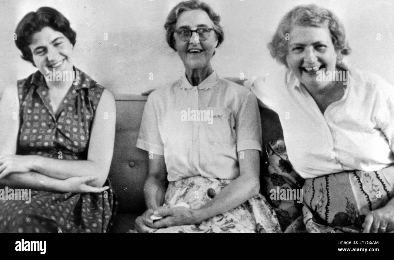 MISSIONARIES PROTESTANT WOMEN SAFELY RETURNED FROM LEOPOLDVILLE, CONGO ...